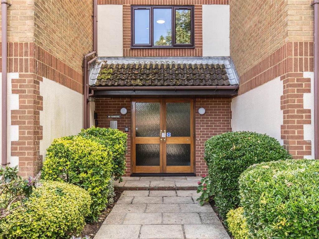 2 bed flat for sale in Gff, Redcotts, St. Botolphs Road, Worthing BN11 ...