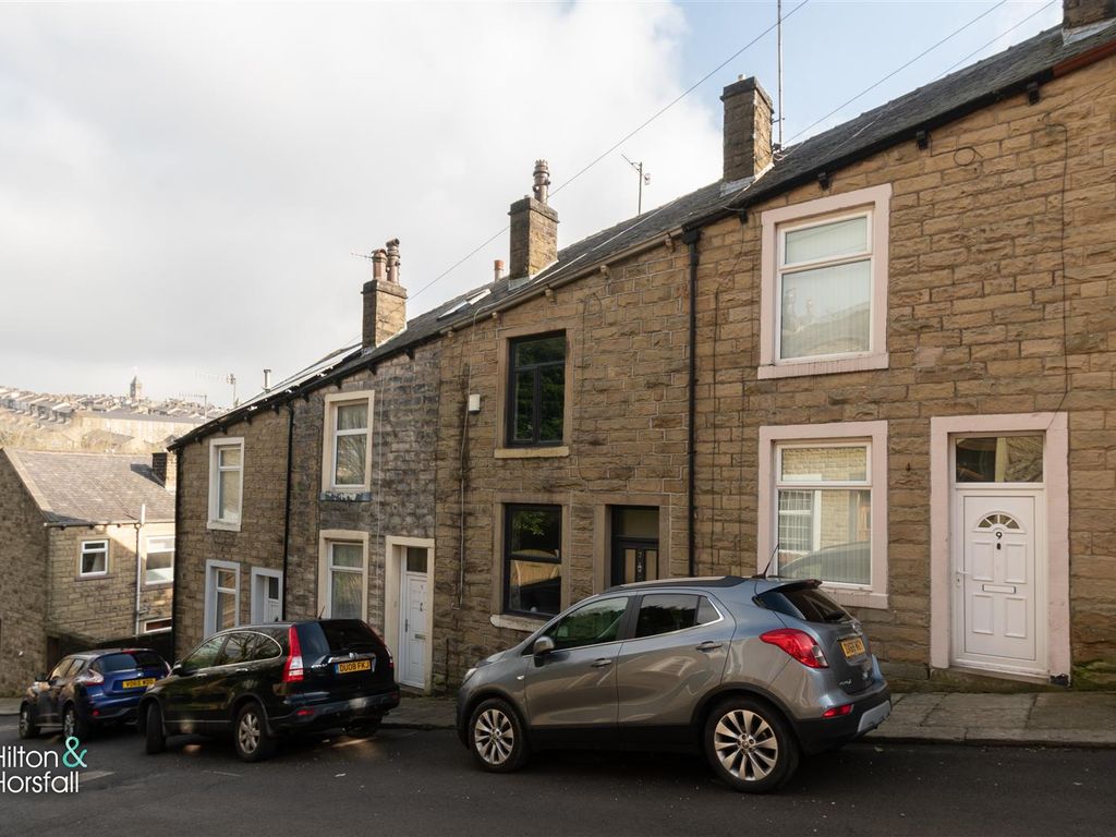 2 bed terraced house for sale in Short Street, Colne BB8, £70,000 - Zoopla