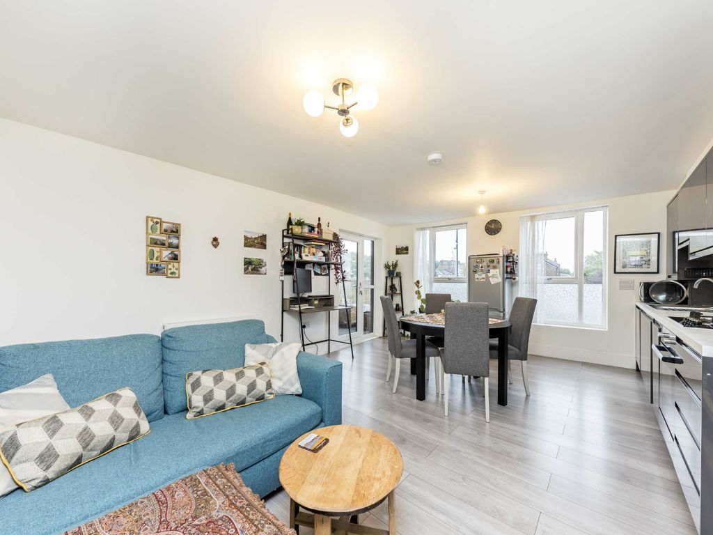 1 bed flat for sale in Brockley Rise, London SE23, £350,000 - Zoopla