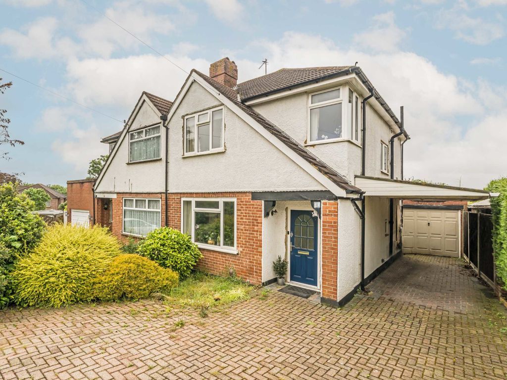 3 Bed Semi Detached House For Sale In Collingwood Avenue Tolworth