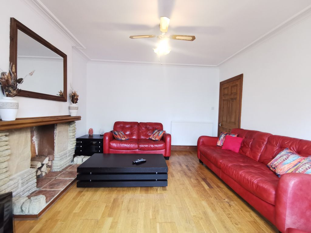 4 bed detached house to rent in Hilton Road, Hilton, Aberdeen AB24, £ ...