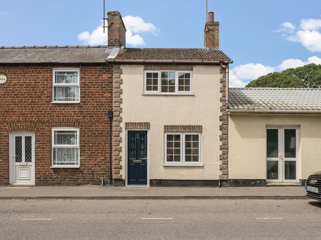 2 Bed Semi Detached House For Sale In Church Street Holbeach