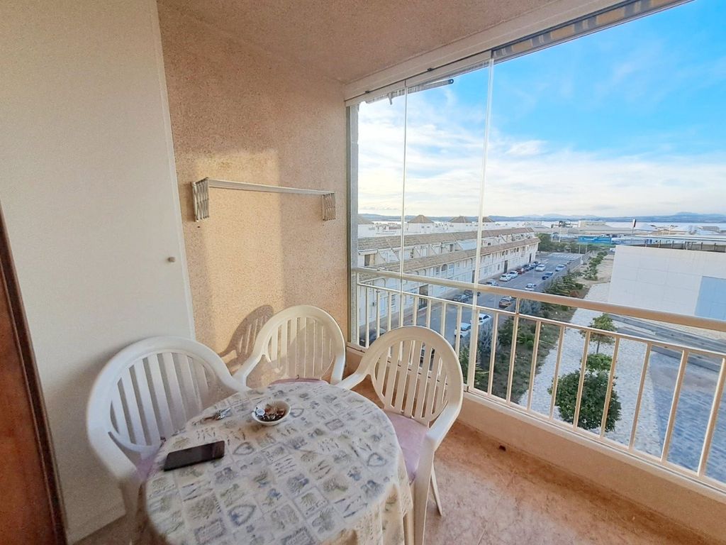 Alicante, Torrevieja, 2 bed apartment for sale, £124,578 - Zoopla