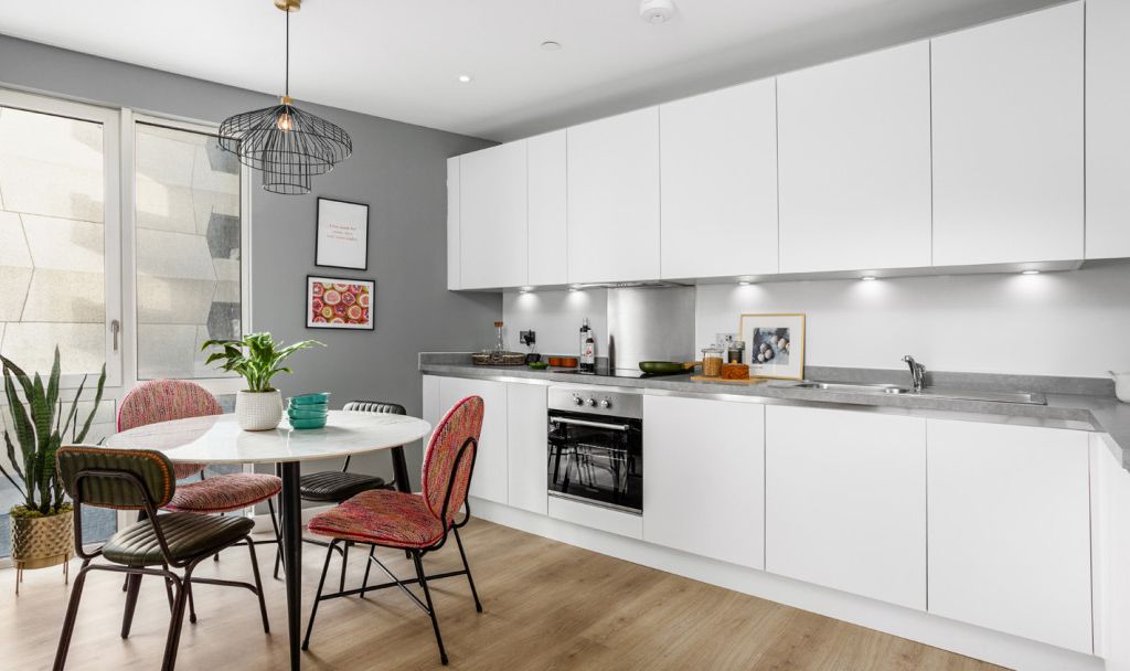 New home, 2 bed flat for sale in Addiscombe Grove, Croydon CR0 - Zoopla