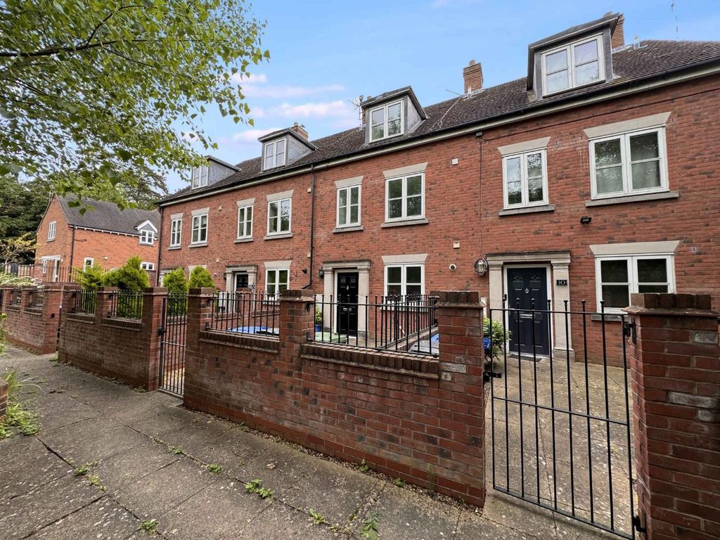 3 bed terraced house to rent in Monarch Close, Rugby, Warwickshire CV21 ...