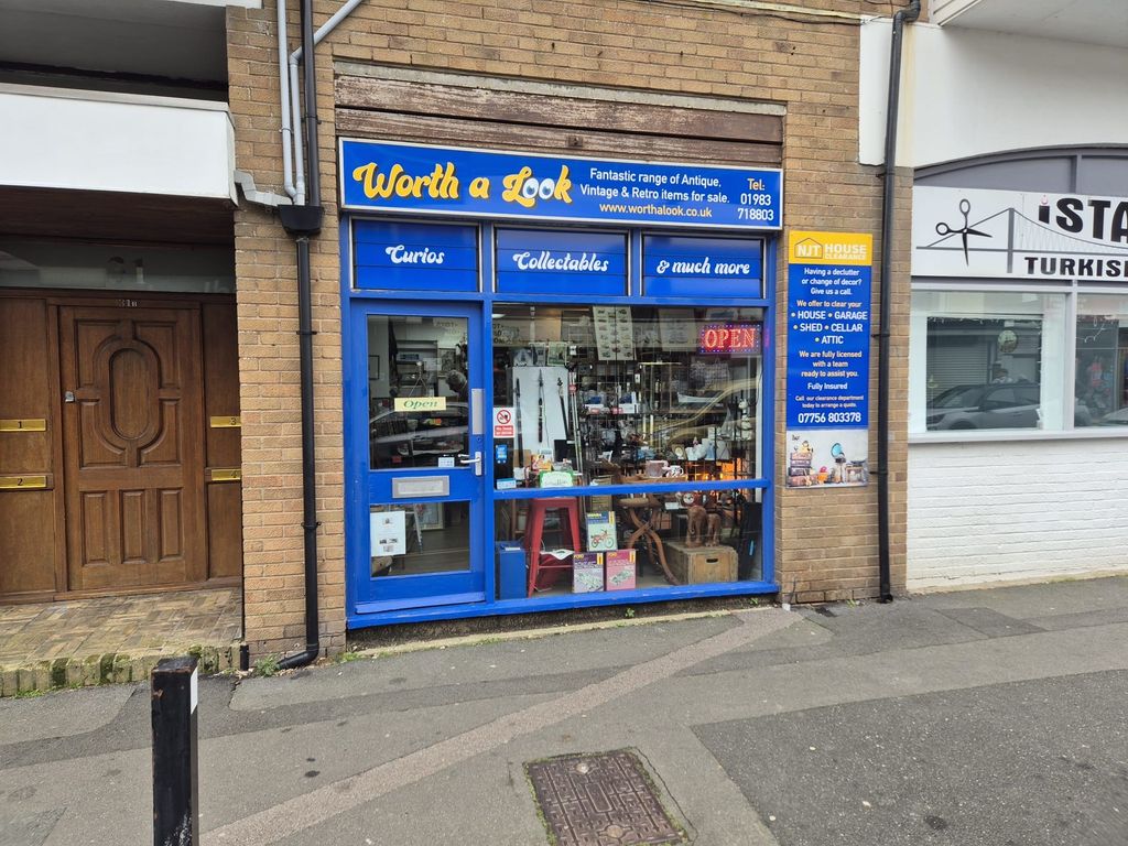 Retail premises to let in Yarborough Arcade, High Street, Shanklin PO37 ...