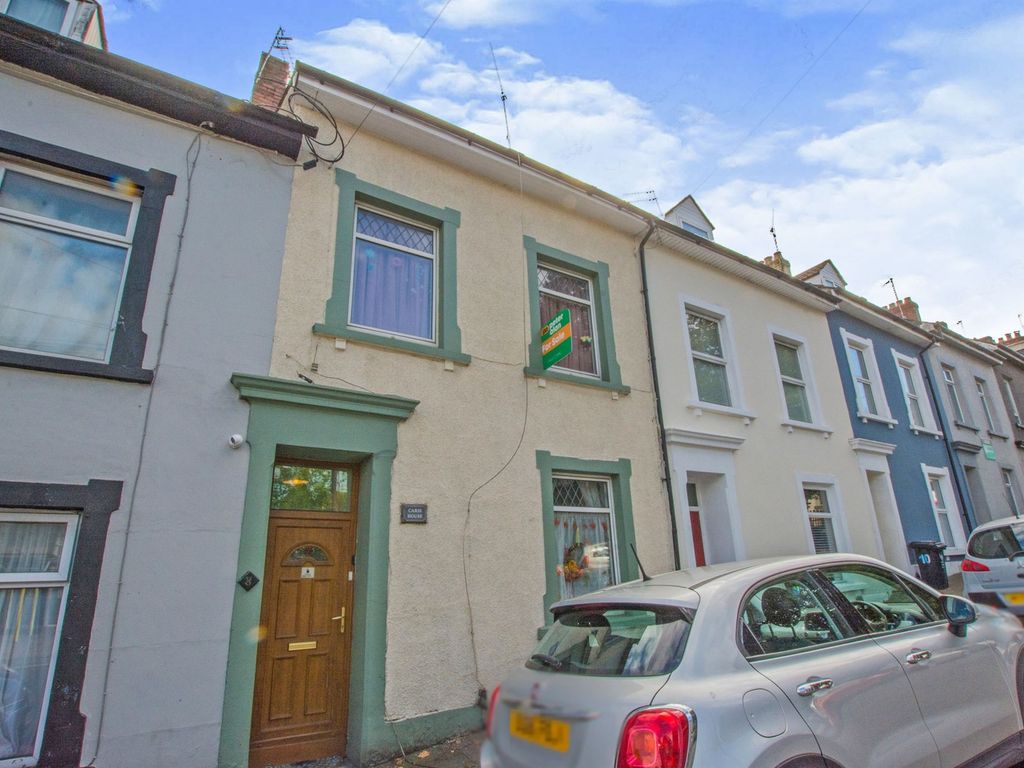 5 bed terraced house for sale in Caerau Road, Newport NP20 - Zoopla