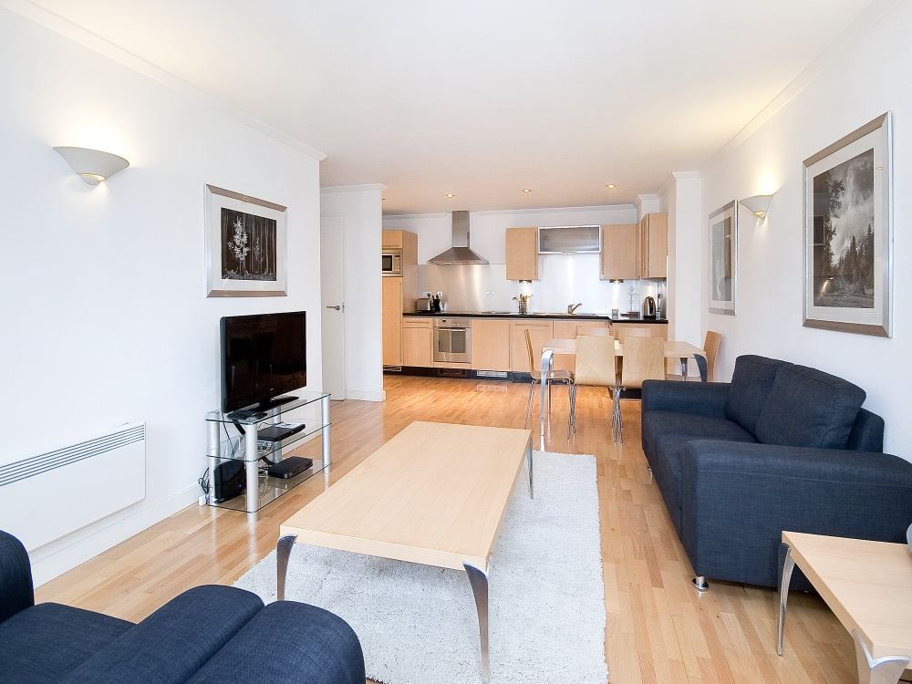 2 bed flat to rent in High Holborn, London WC1V - Zoopla
