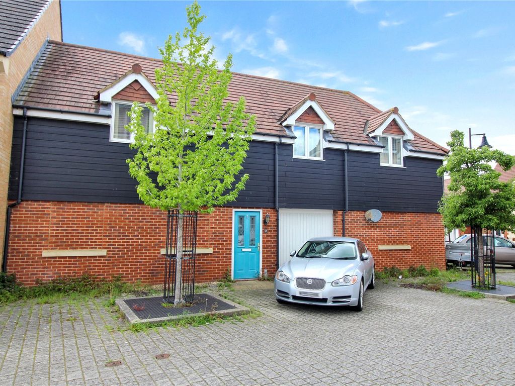 2 Bed Semi Detached House For Sale In Egdon Close Swindon Wiltshire