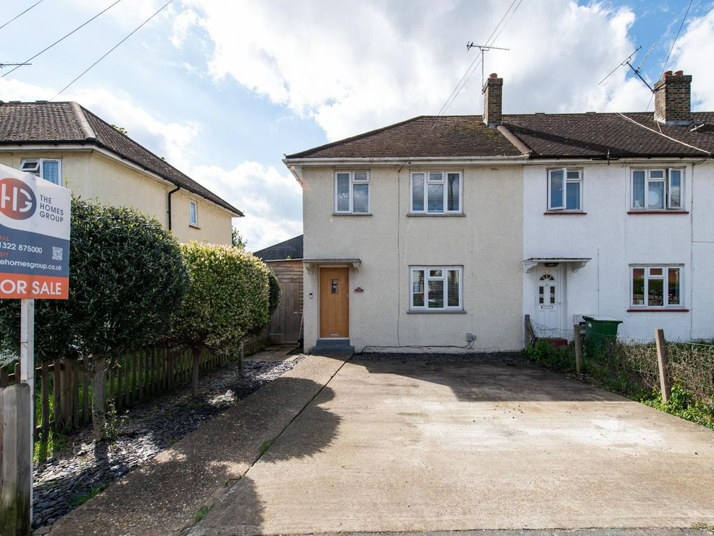 3 Bed End Terrace House For Sale In Iron Mill Lane Crayford Dartford
