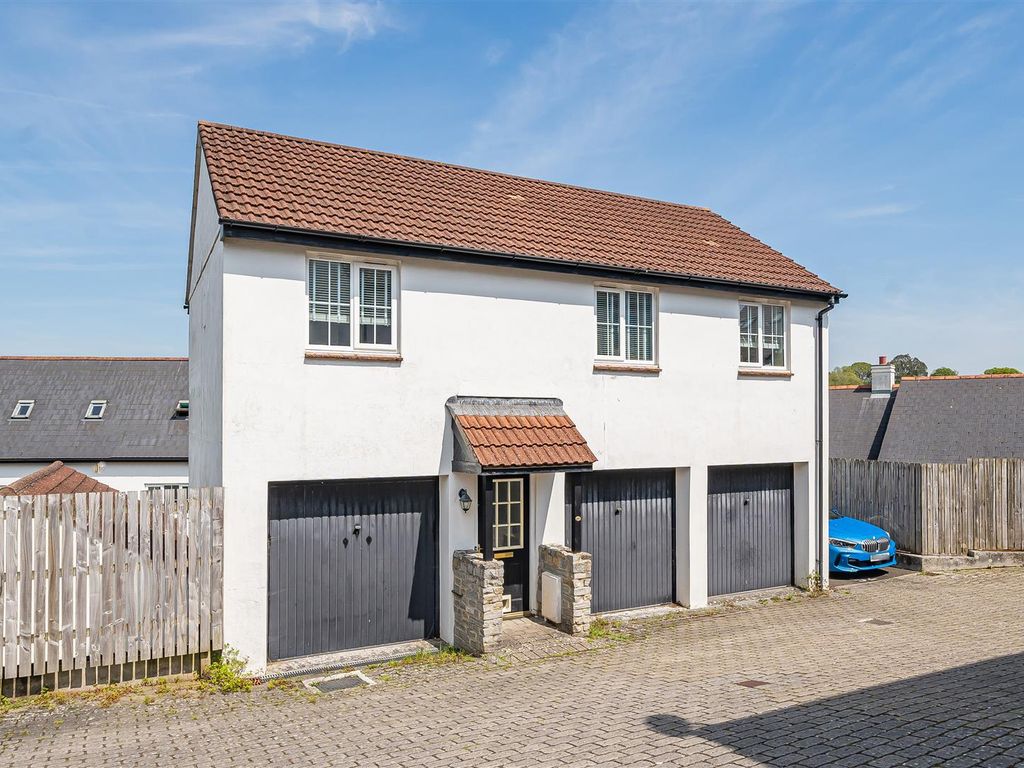 2 bed detached house for sale in Flax Meadow Lane, Axminster EX13, £ ...