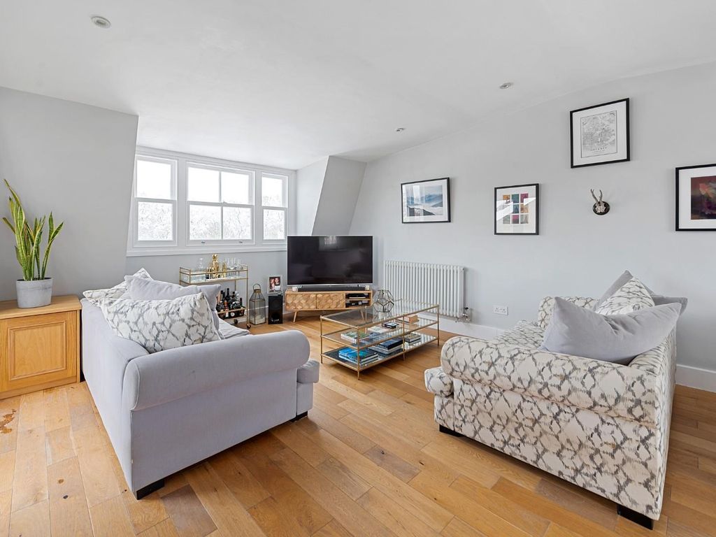 3 bed flat for sale in Amhurst Road, London E8 - Zoopla