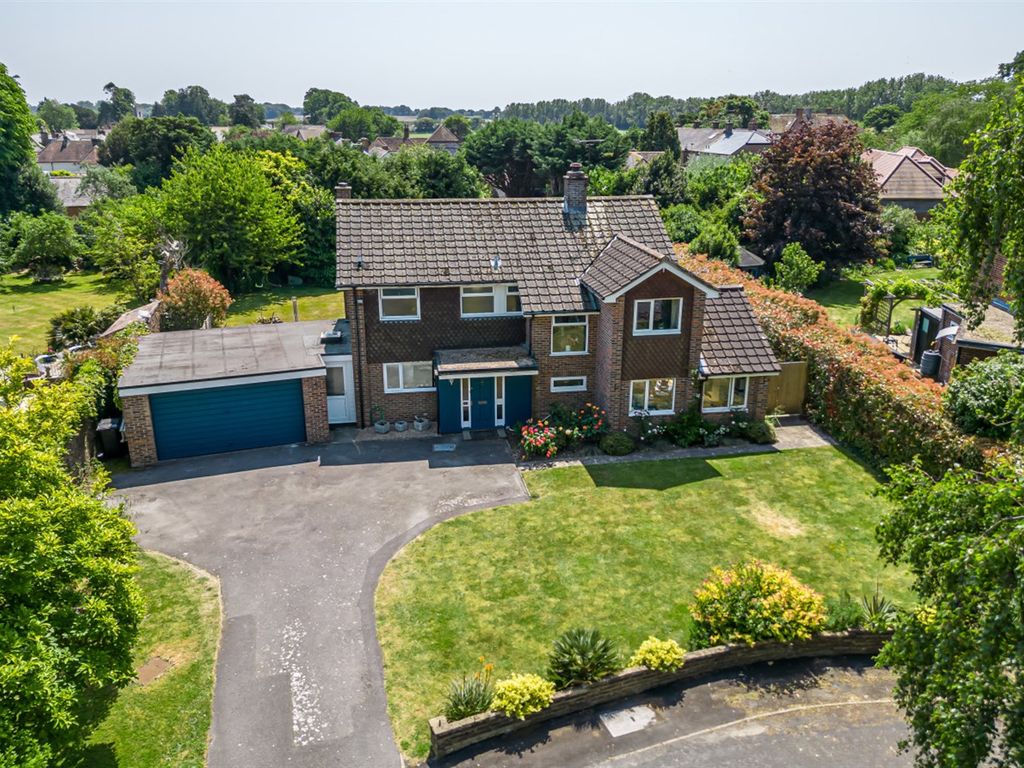 4 bed detached house for sale in 15 Lynch Down, Funtington PO18 - Zoopla