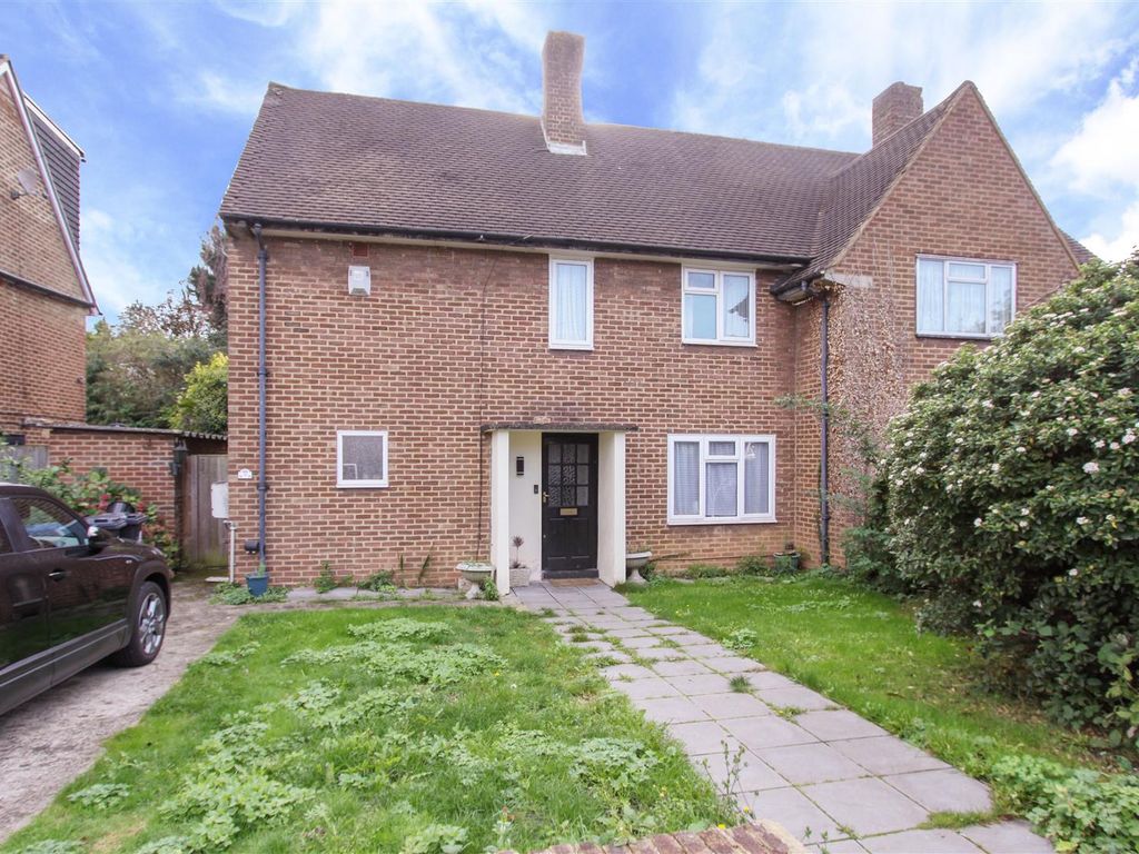 3 Bed Semi Detached House For Sale In Parkfield Road Northolt Ub5 £