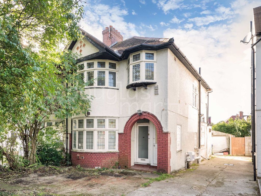 2 bed flat for sale in Watford Way, London NW4, £285,000 - Zoopla