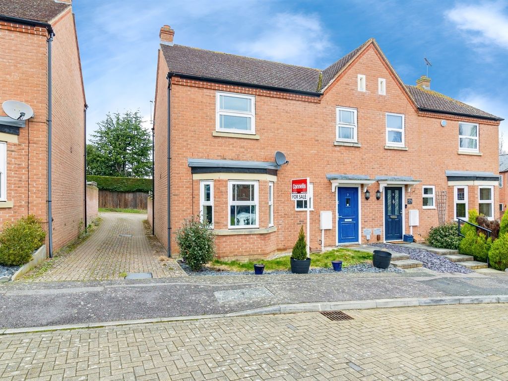 3 Bed Semi Detached House For Sale In Holsey Lane Bletchley Milton