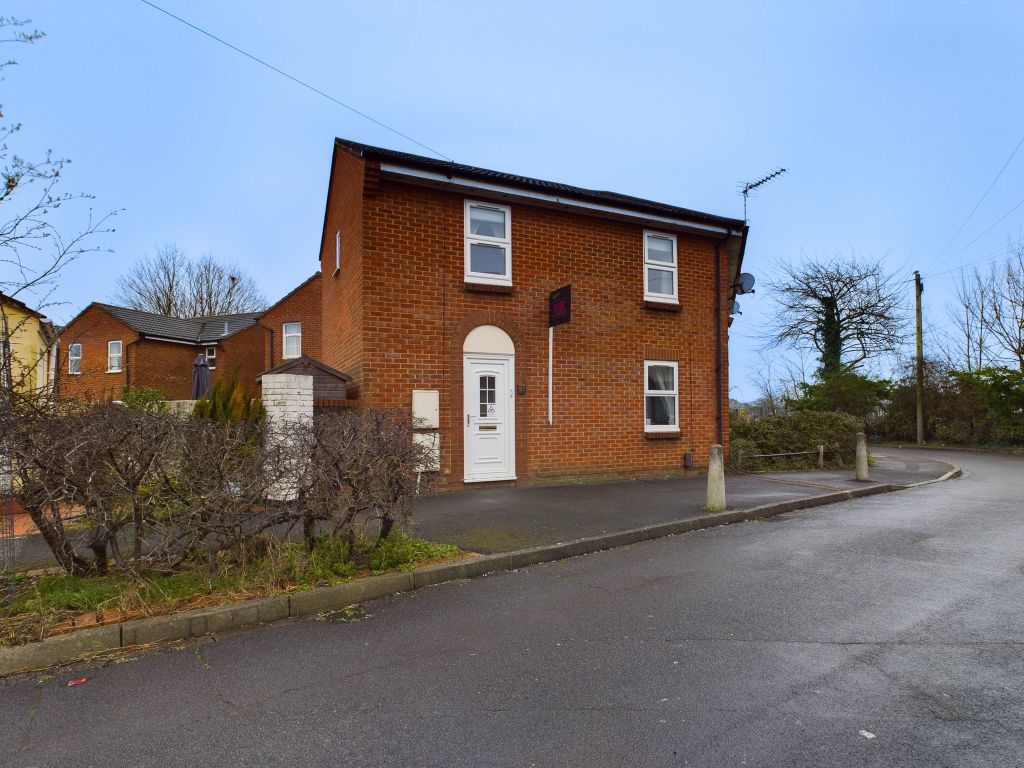 3 Bed End Terrace House For Sale In St Anns Crescent Gosport Po12