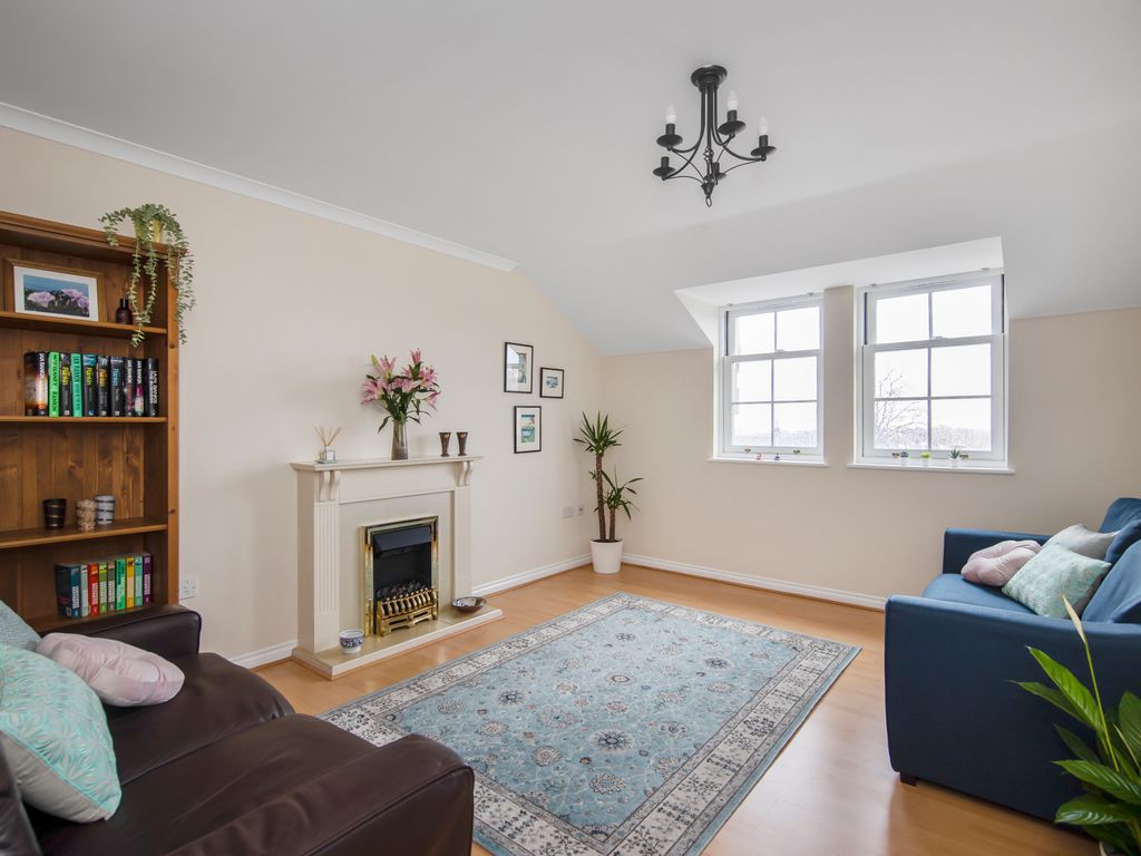 2 bed flat for sale in 120/7 Willowbrae Road, Willowbrae, Edinburgh EH8 ...