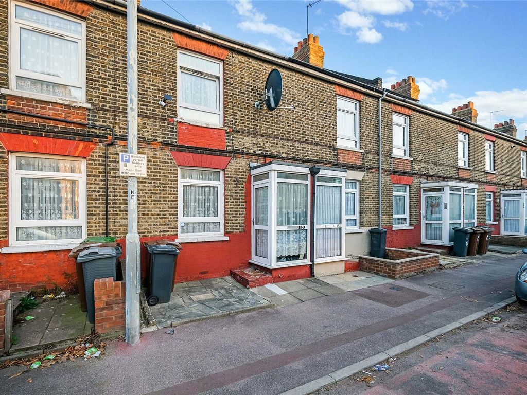 2 bed terraced house for sale in King Edwards Road, Barking IG11 - Zoopla