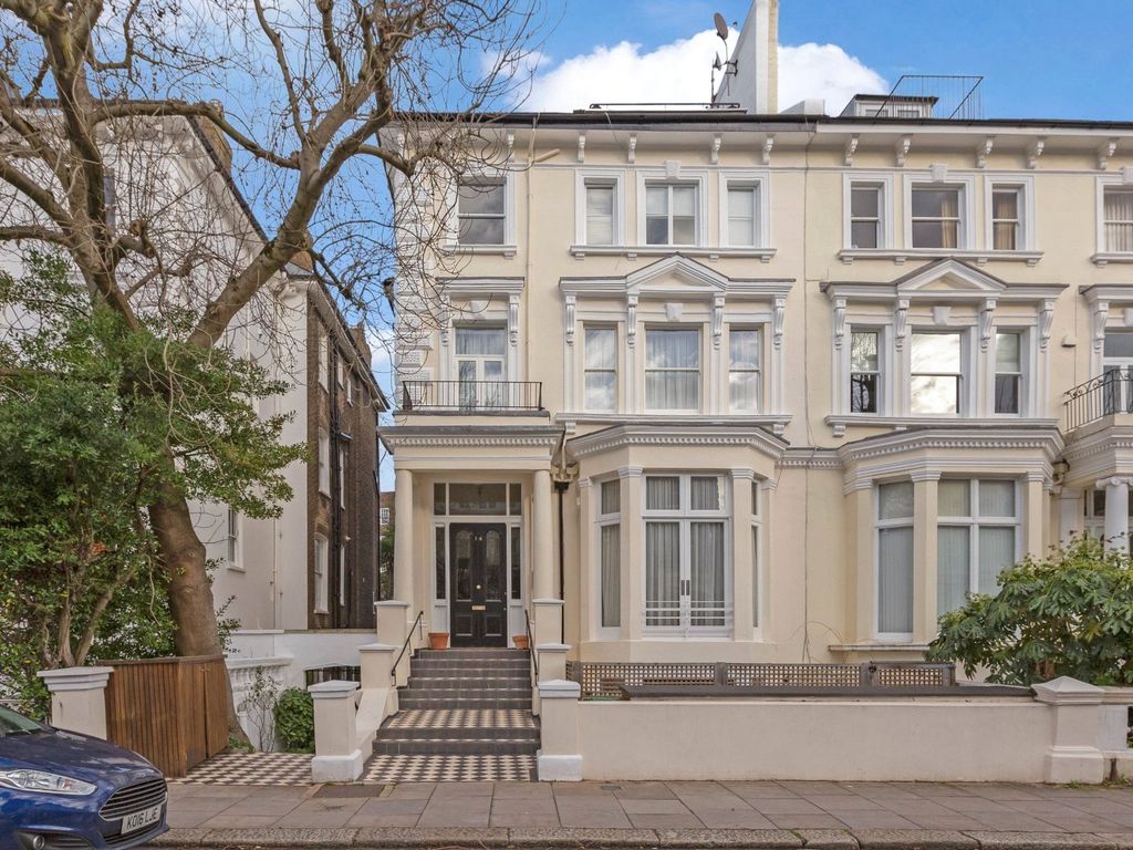 4 bed flat for sale in Belsize Park Gardens, Belsize Park, London NW3 ...