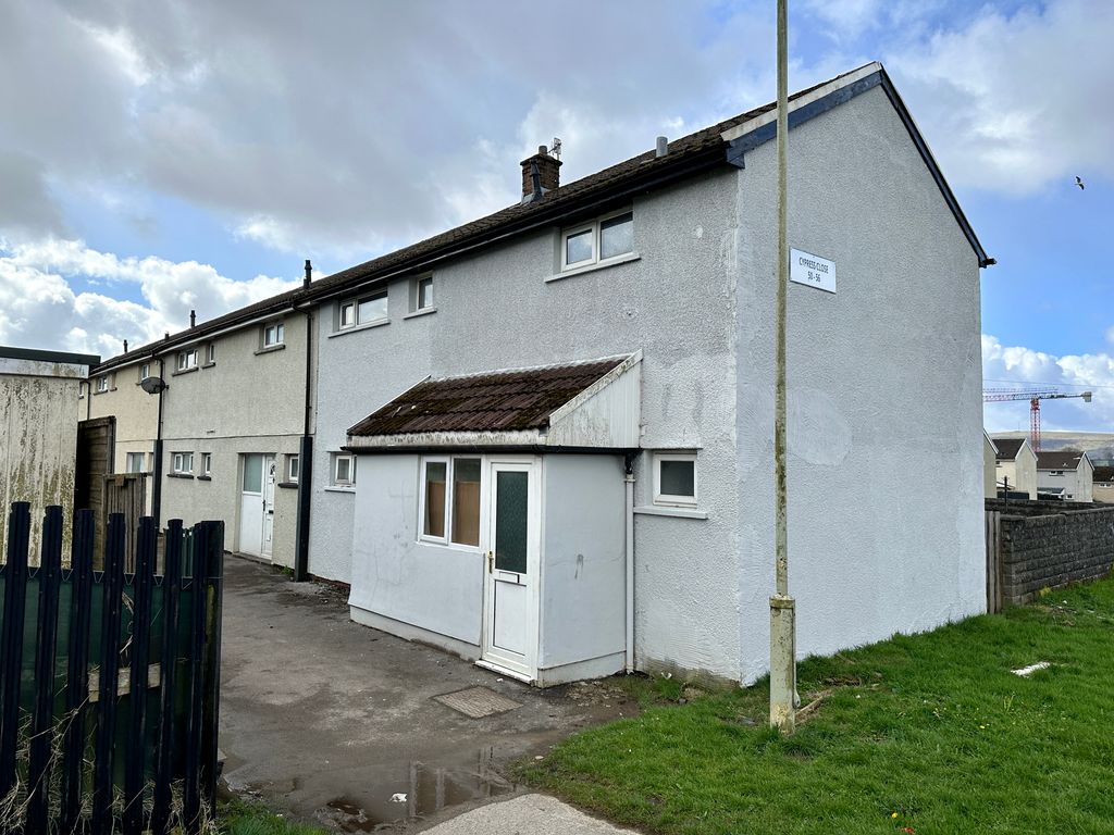 3 Bed End Terrace House For Sale In Cypress Close Merthyr Tydfil Cf47