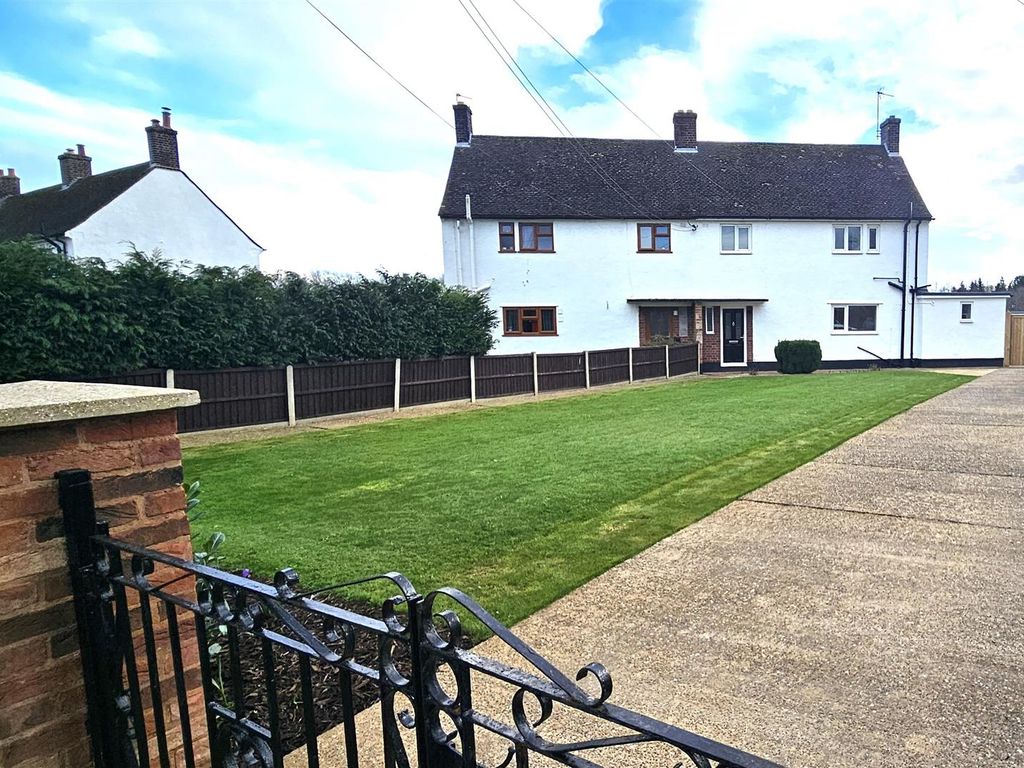 3 bed semi-detached house to rent in South Heath Lane, Fulbeck ...