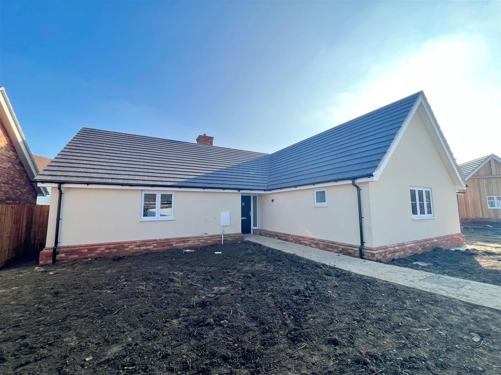 2 bed detached bungalow for sale in The Redwing, Crowcroft Meadows ...