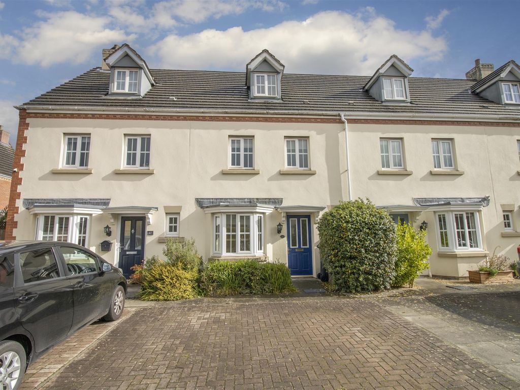 4 bed town house for sale in Fisher Hill Way, Radyr, Cardiff CF15 - Zoopla
