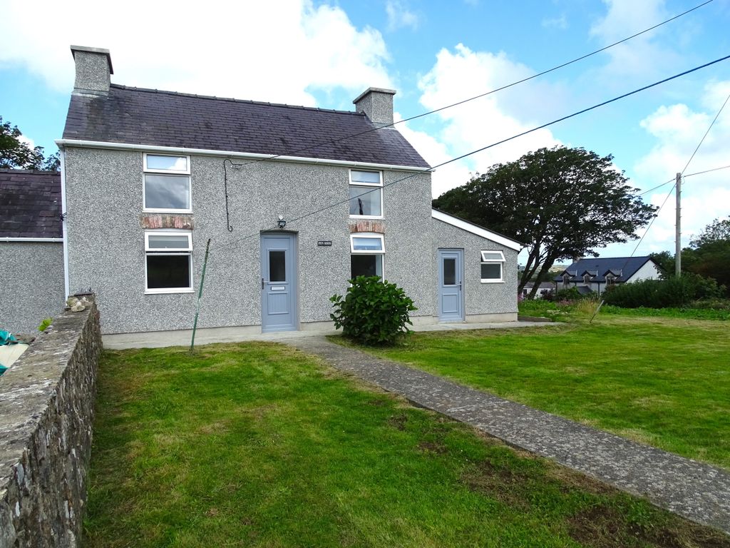 2 bed cottage to rent in Penrhos, Tyn Lon, Holyhead, Ynys Môn LL65, £ ...