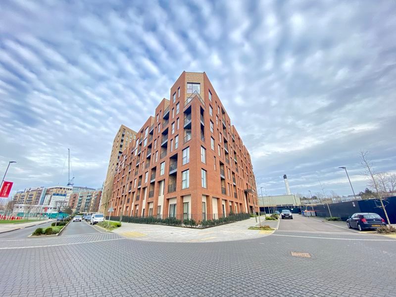 1 bed flat to rent in Umber House, Colindale Gardens NW9, £1,475 pcm ...