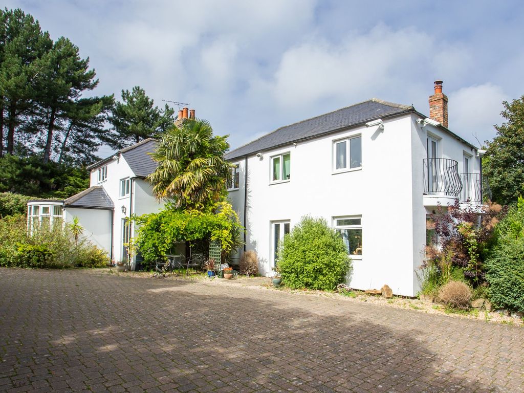 6 bed detached house for sale in Dover Road, Ringwould CT14, £650,000 ...