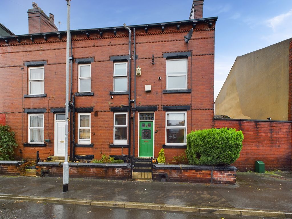 2 bed end terrace house for sale in Highthorne View, Armley, Leeds LS12 ...