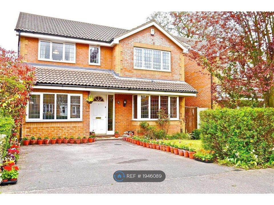 4 bed detached house to rent in Wynches Farm Drive, St. Albans AL4, £ ...