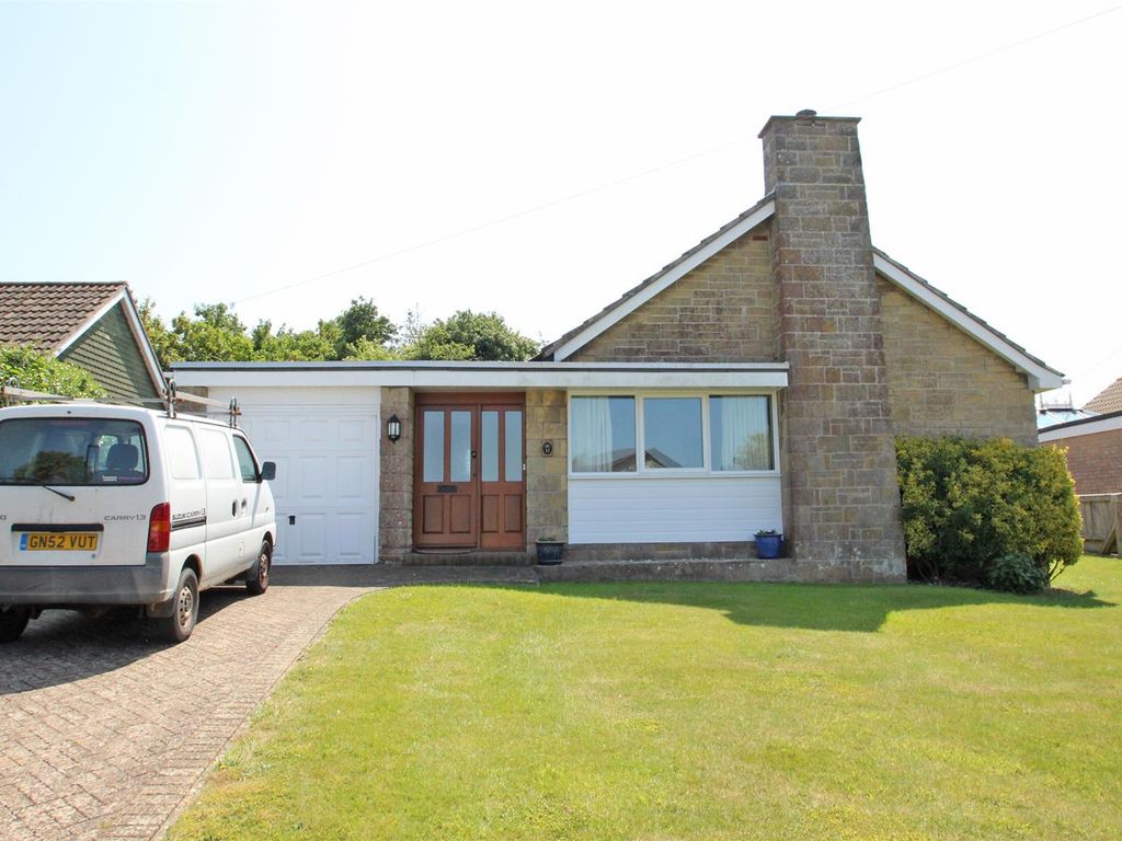 3 Bed Detached Bungalow For Sale In Brocks Copse Road Wootton Bridge