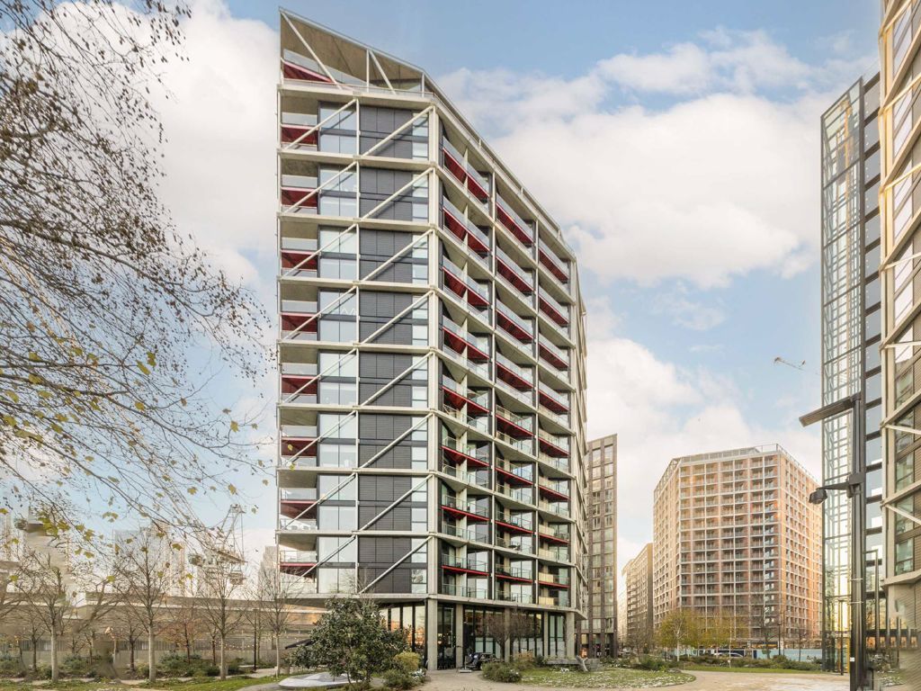 2 bed flat for sale in Riverlight Quay, London SW8 - Zoopla