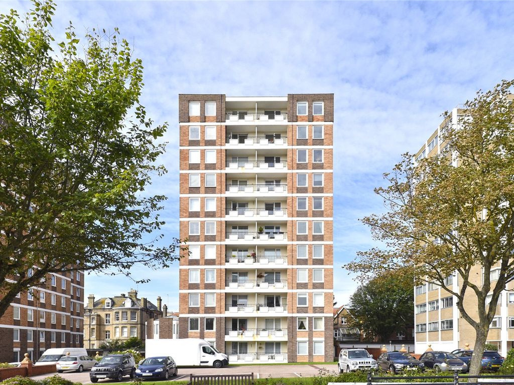 2 bed flat for sale in Grand Avenue, Hove, East Sussex BN3 - Zoopla 2 bed flat for sale in Grand Avenue, Hove, East Sussex BN3 - Zoopla