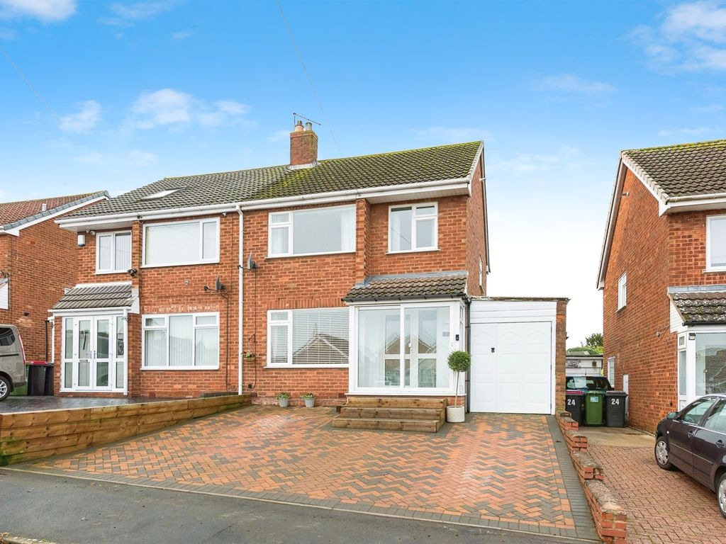 3 Bed Semi Detached House For Sale In Mill Crescent Kingsbury