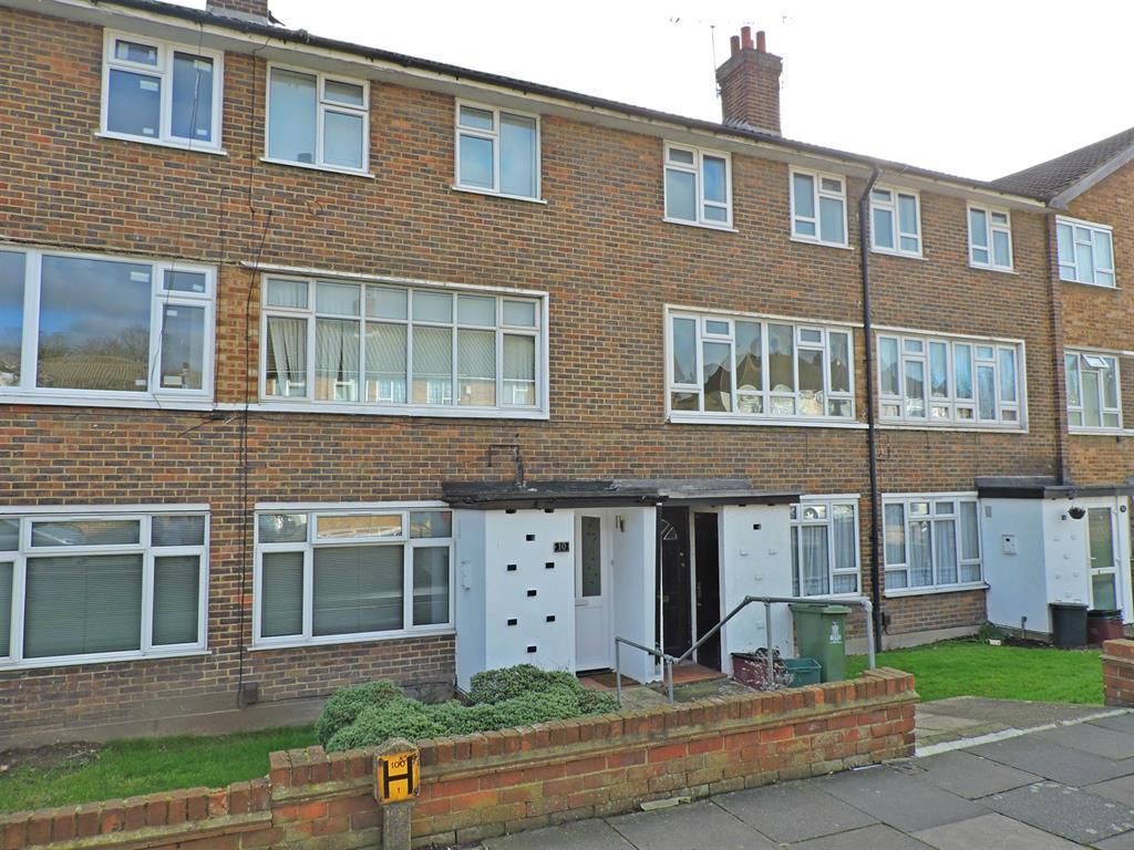 2 bed maisonette to rent in Bexley Lane, Crayford, Dartford DA1, £1,500 pcm - Zoopla