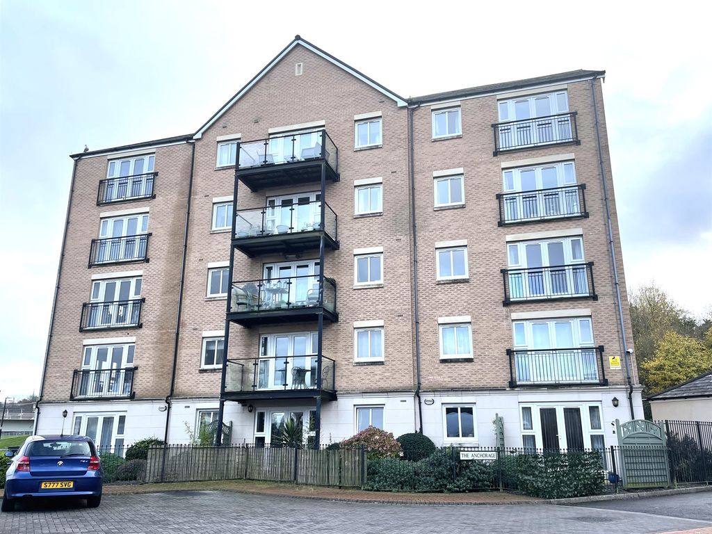 2 bed flat for sale in River Walk, Penarth CF64, £240,000 - Zoopla