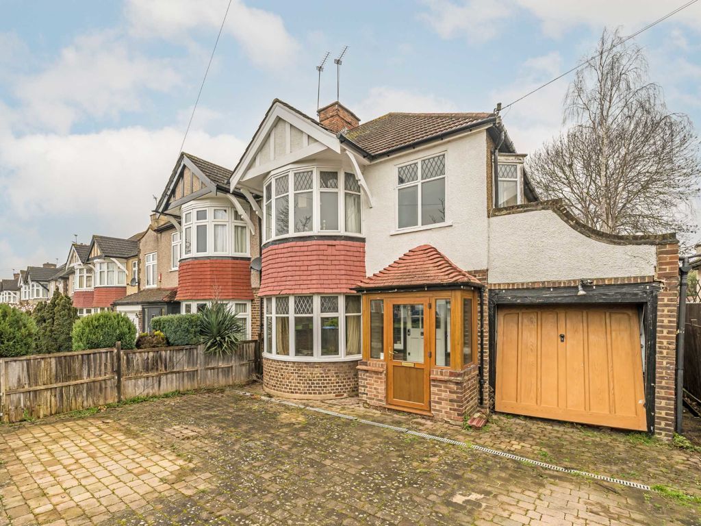 3 Bed Semi Detached House For Sale In Elgar Avenue Berrylands