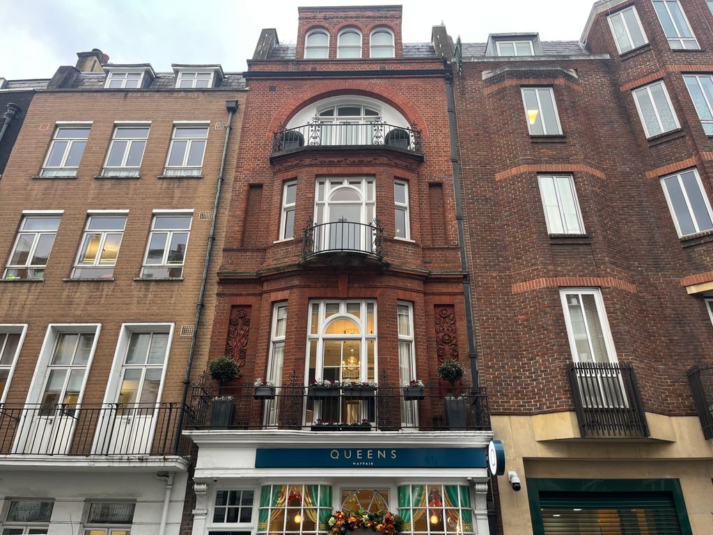 Office to let in Queen St, Mayfair W1J, £55,002 pa - Zoopla
