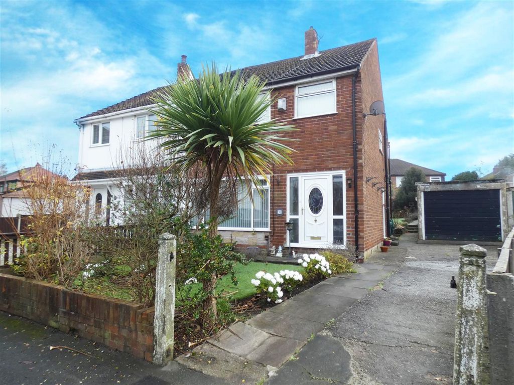 3 Bed Semi Detached House For Sale In Montgomery Close Whiston