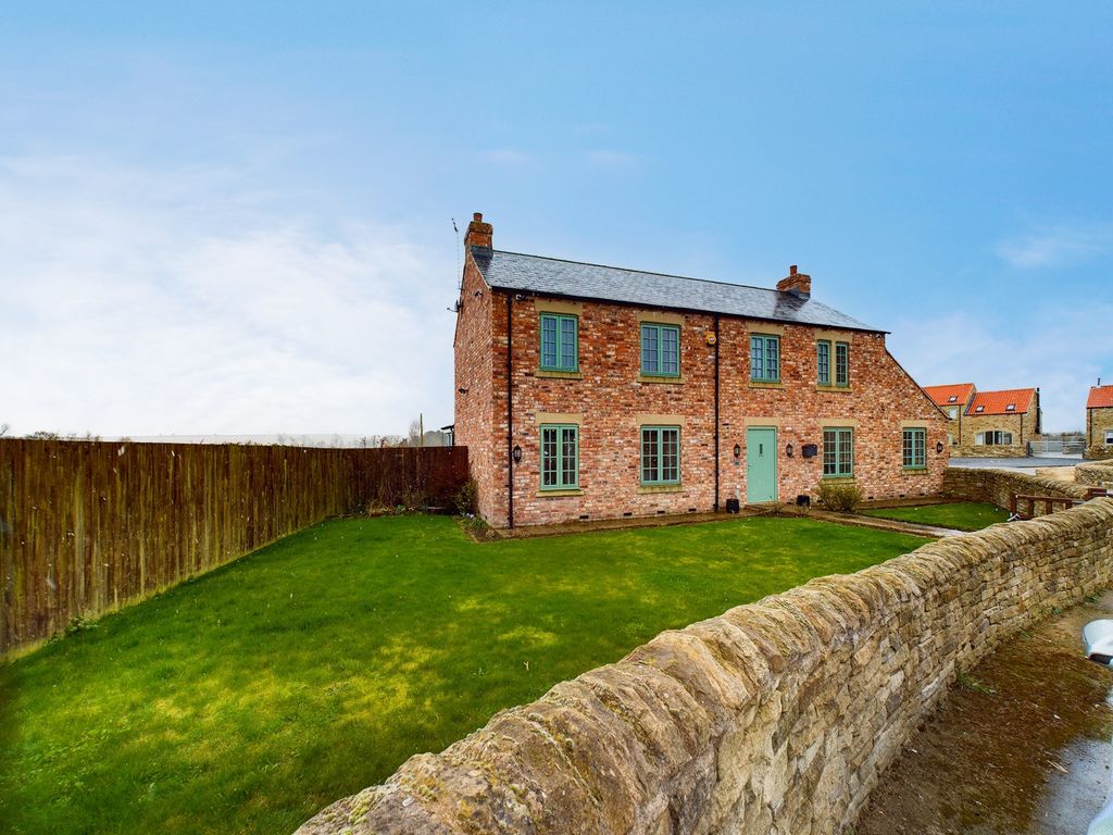 4 bed detached house for sale in Mansfield Road, Scarcliffe ...