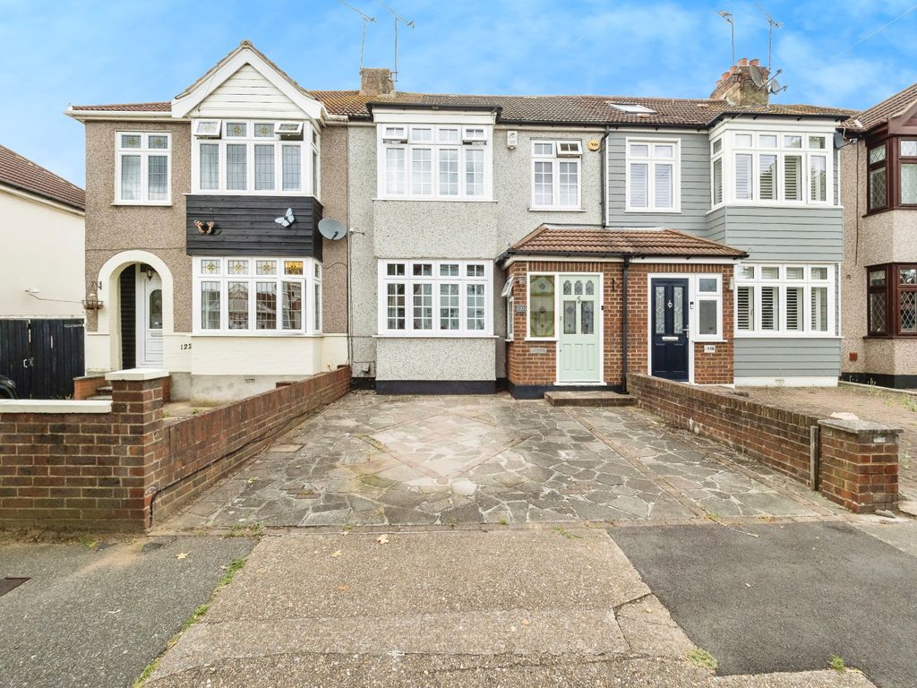 3 bed terraced house for sale in Stanley Road, Hornchurch RM12, £ ...