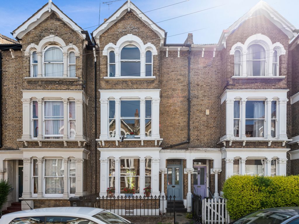 4 bed terraced house for sale in Statham Grove, London N16 - Zoopla