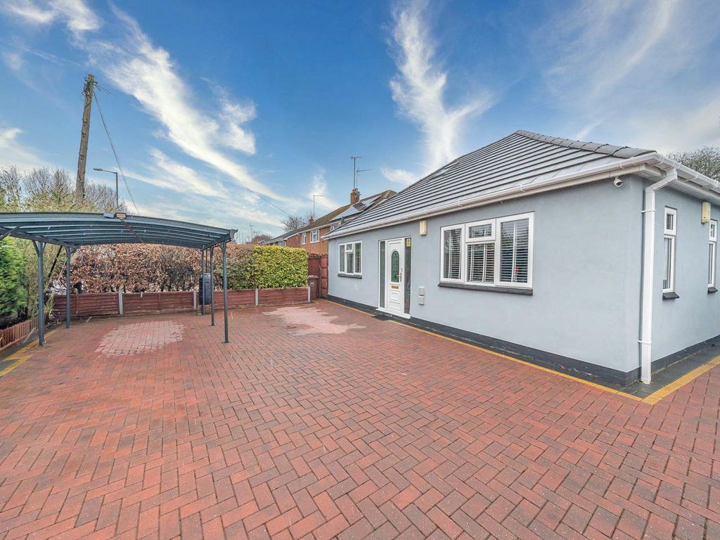 2 bed detached bungalow for sale in Rugeley Road, Hednesford, Cannock ...