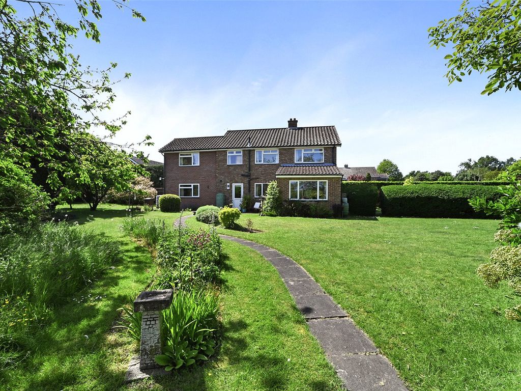 5 Bed Country House For Sale In Mission Lane East Bergholt Colchester