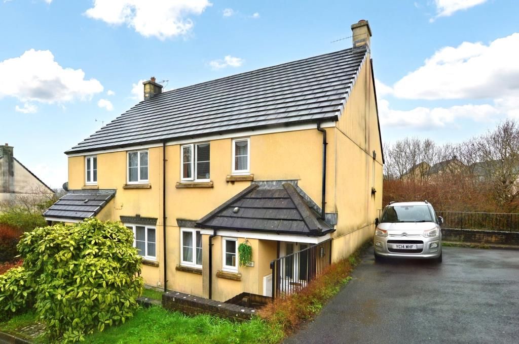 2 Bed Semi Detached House For Sale In Grassmere Way Pillmere Saltash