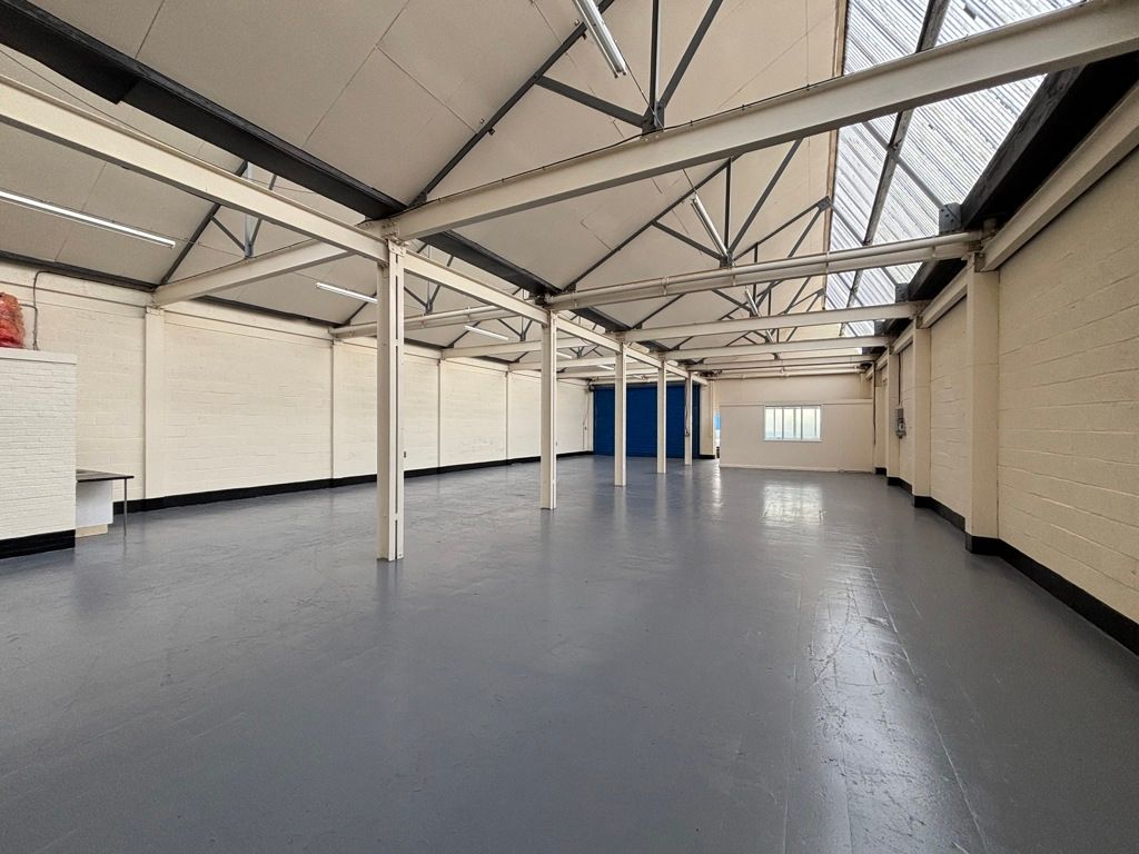 Light industrial to let in Unit 10G Britannia Estate, Leagrave Road ...