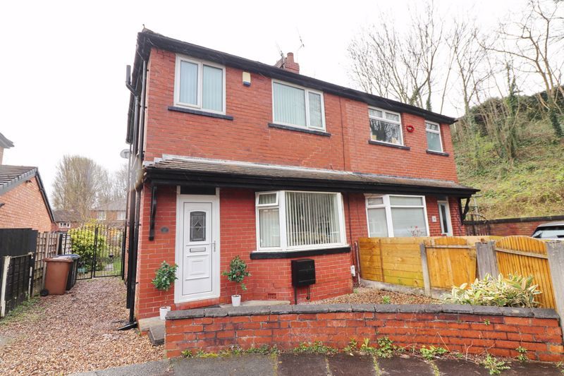 3 Bed Semi Detached House For Sale In Nansen Avenue Monton Eccles